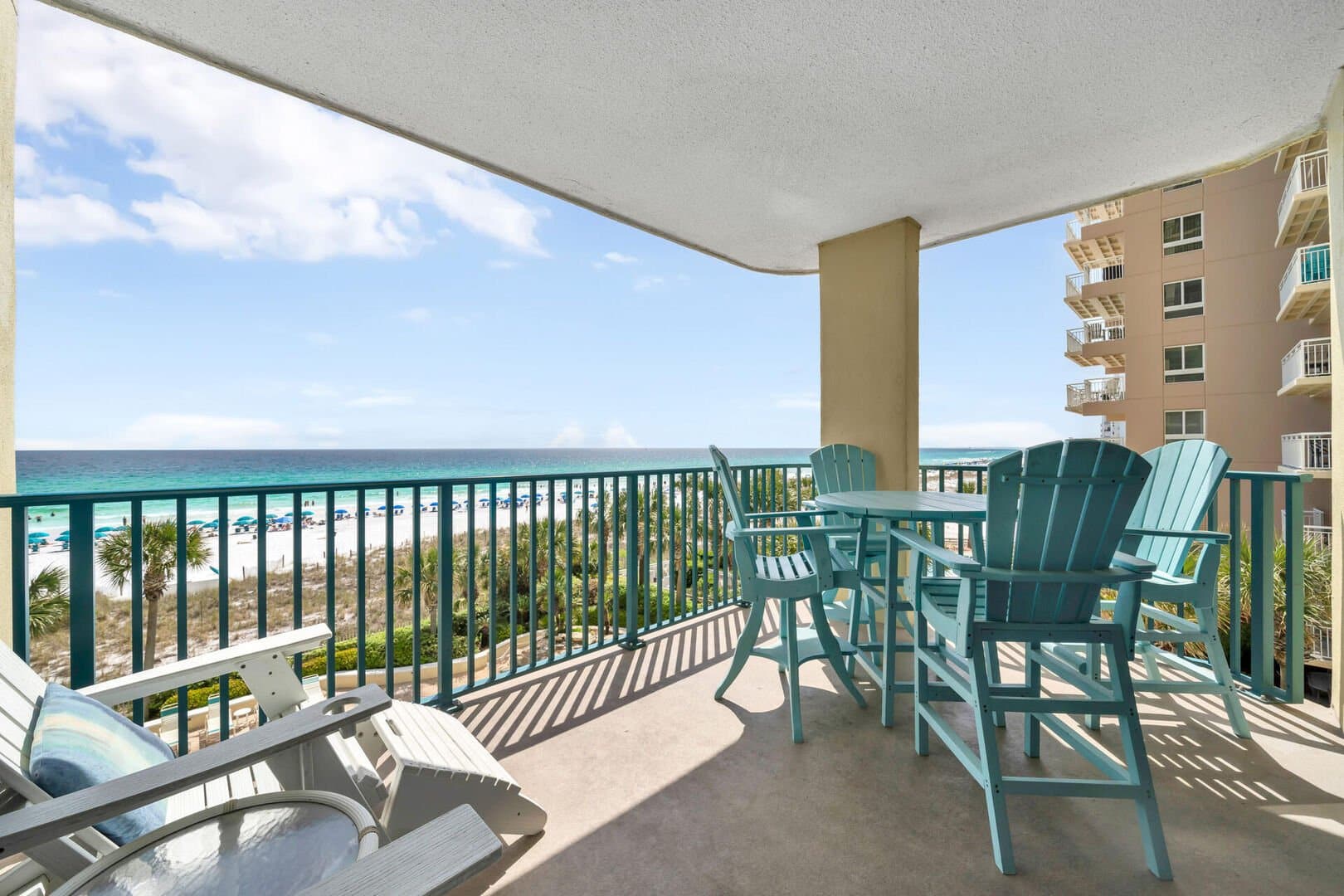 Jade East 350 - Gulf Style Rentals
